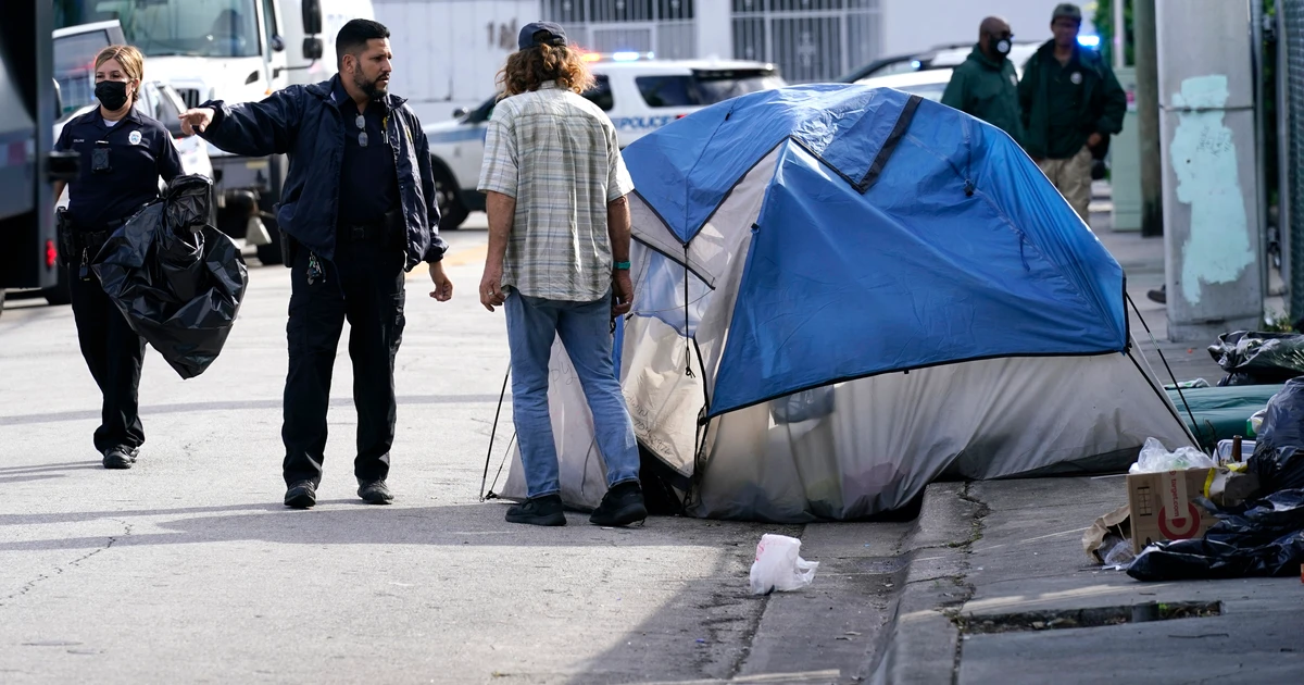 Is Public Camping Legal? Florida Homelessness Law Explained